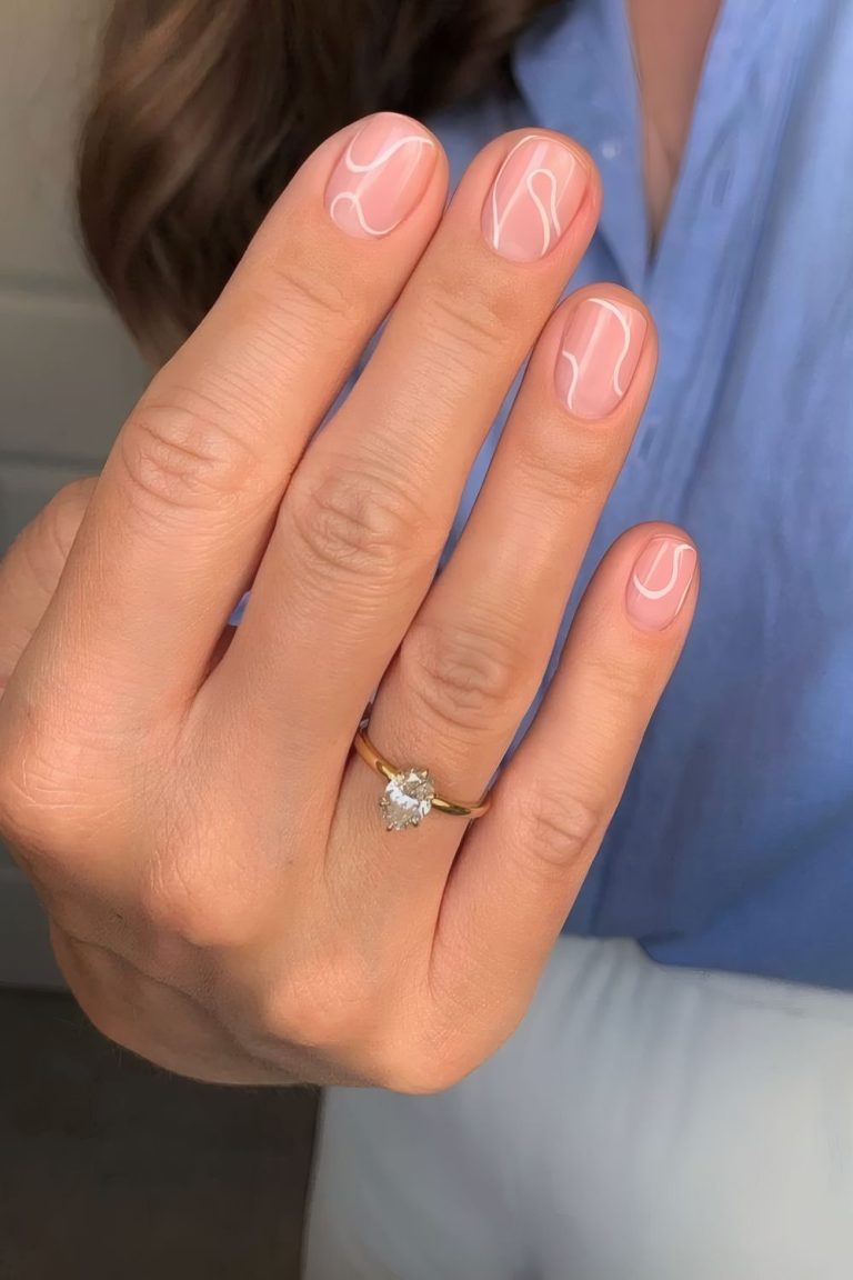 15 Simple Short White Nail Designs - Let's Shine Now